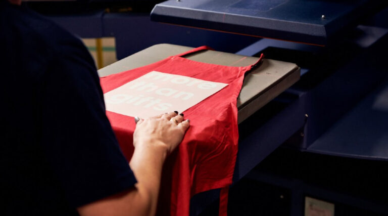 Transfert sérigraphique : idéal pour l'impression sur tissu